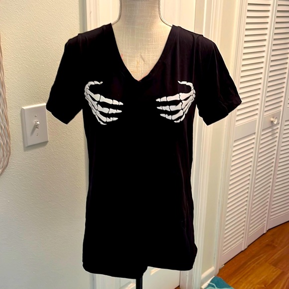 Zenana Outfitters | Tops | Zenana Skeleton Hands Tee Shirt | Poshmark